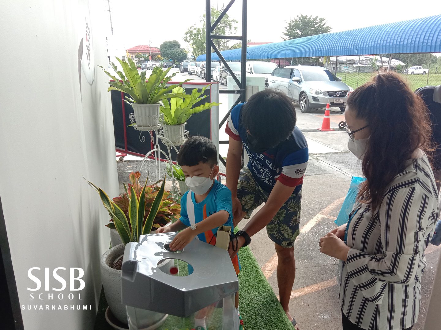 SISB Suvarnabhumi: Precious Plastic Collection | SISB Schools