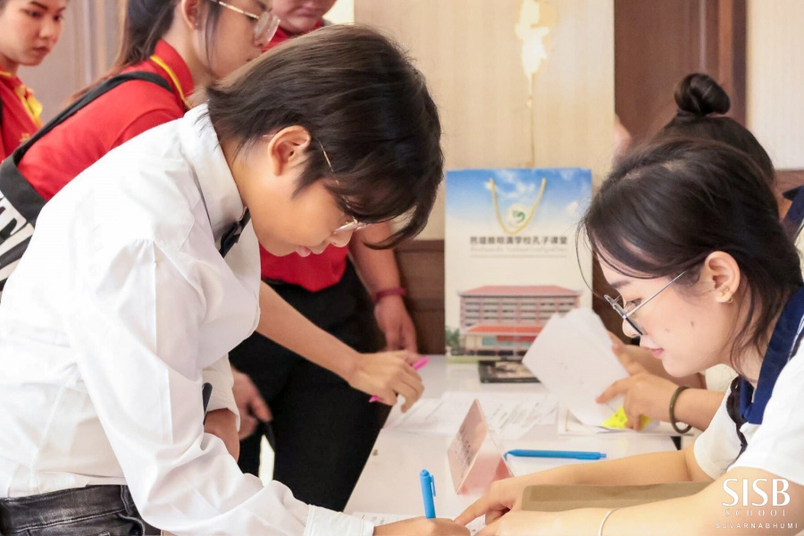 SISB Suvarnabhumi: The Forth Chinese Bridge - Chinese Show for Foreign ...